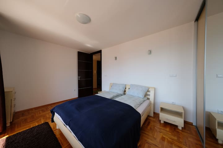 Awesome Panorama Penthouse 75 Sqm Parking - Sarajevo