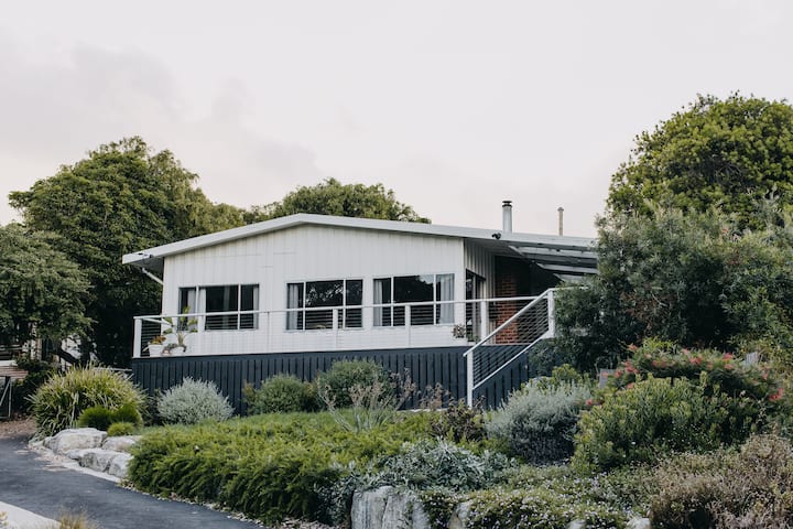 Shipwrights Mistress - Riverhouse - Augusta