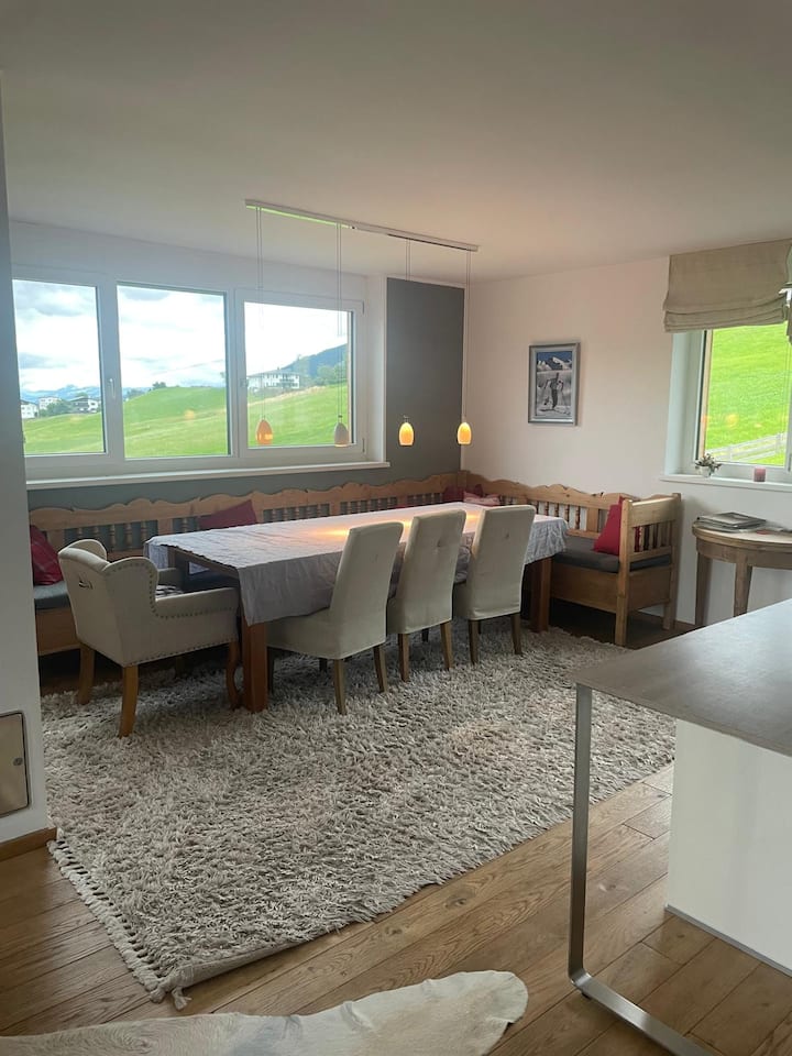 Wohlfühlapartment Mit Einzigartigen Panoramablick - Innsbruck