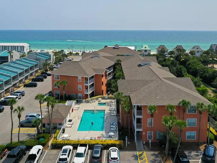 Gulfview Condo/private Beach Access/ Pool/sleeps 6 - Miramar Beach