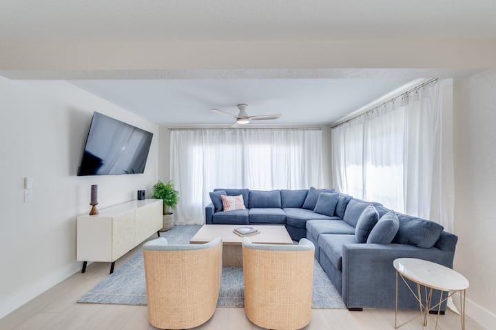 Introductory Price! 4 Br Steps From Private Beach - Fort Myers Beach, FL