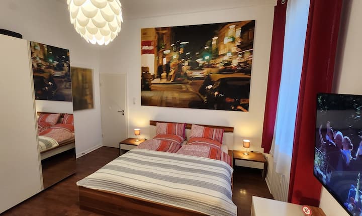 Top-apartment Am Rhein - Voll Kunst Mit Neuem Bad - Düsseldorf