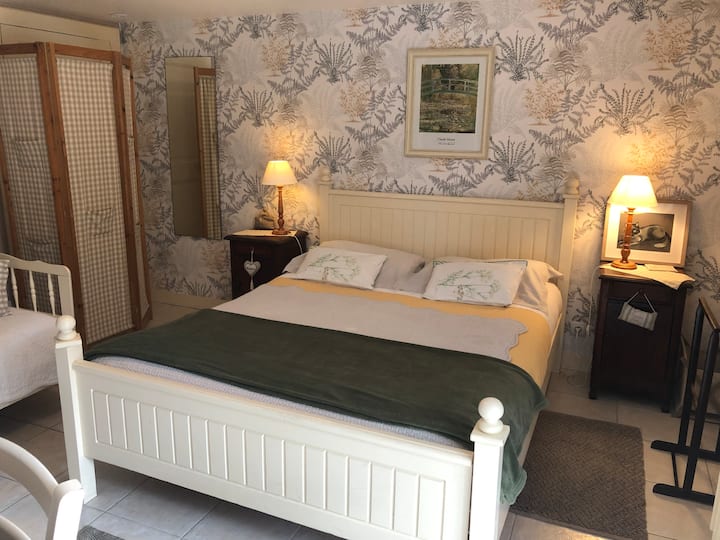 Chambre Rez De Jardin Monet, Sdb, Pdj, Parking - Cancale