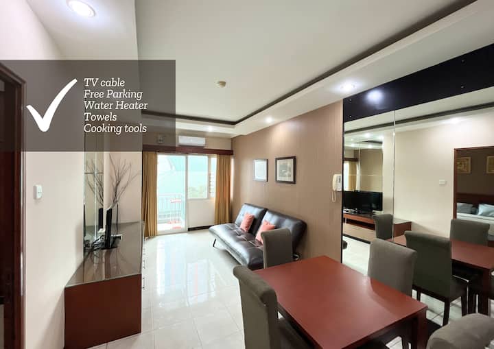 8th Floor 2br 1ba Galeri Ciumbuleuit Apartment 1 - Bandung