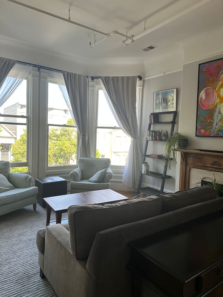Light-filled Apartment In The Heart Of Sf - San Francisco, CA