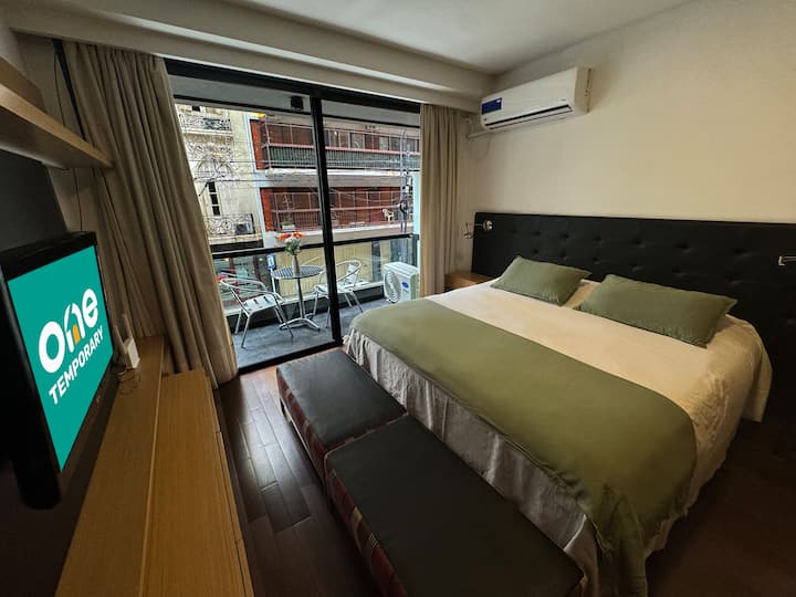 One Temporary Recoleta | Pacheco De Melo 1859 1c - Recoleta