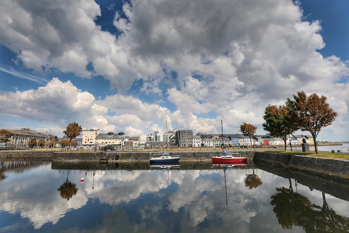 Galway Dockside Townhouse - Galway