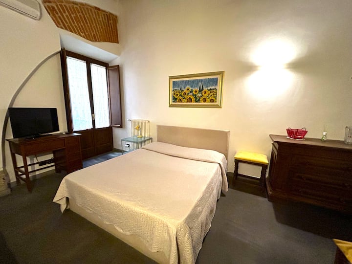 Superior King Room: "Mecenate" - Arezzo