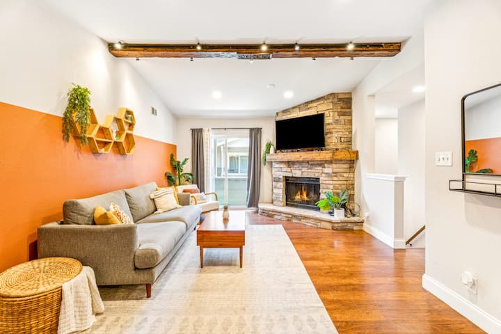 King Bed Condo On Rvrs - Tulsa, OK