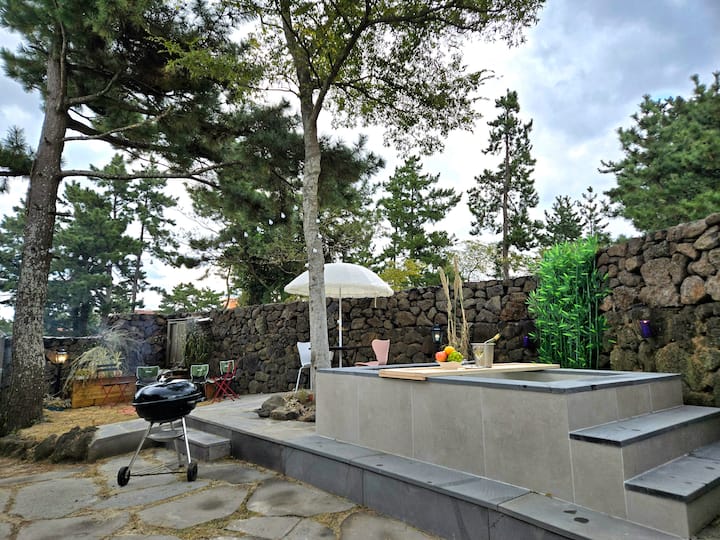 소담향  [불멍, 세탁시설, 자쿠지 2박시 무료 제공] - Jeju