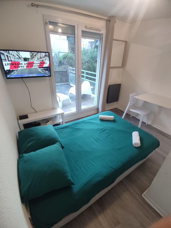 #Ag ♥ Petit Studio Grande Terrasse Gare Grenoble ☼ - Grenoble