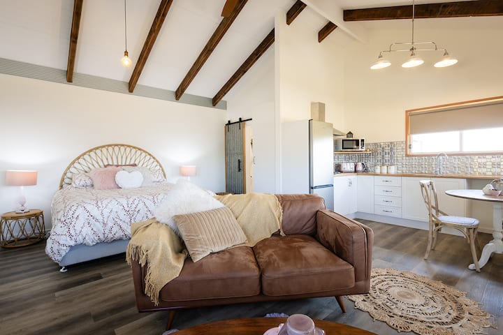 The Perch Luxury Cabin - Blyth