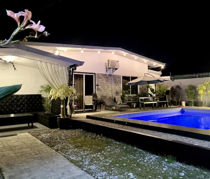 5-bedroom Poolvilla In Angeles City Near Koreatown - Angeles