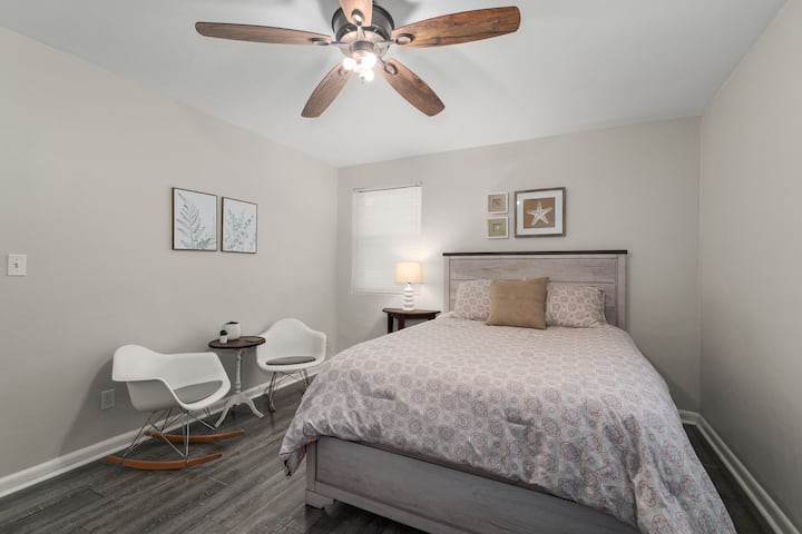 3 Br House In Quiet Neighborhood - Jacksonville, FL