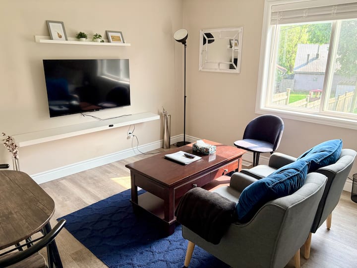 Cozy Studio W/ 1.5gbps Wi-fi Downtown Kitchener - Kitchener