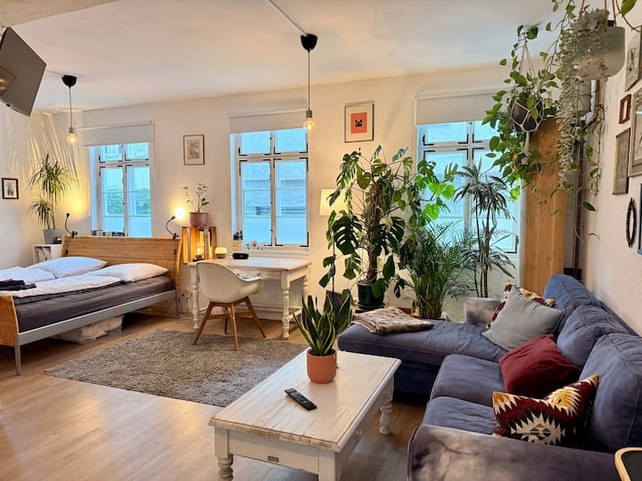 Zentral In Altstadt | 2–3 Pers | Netflix| Come In - Stuttgart