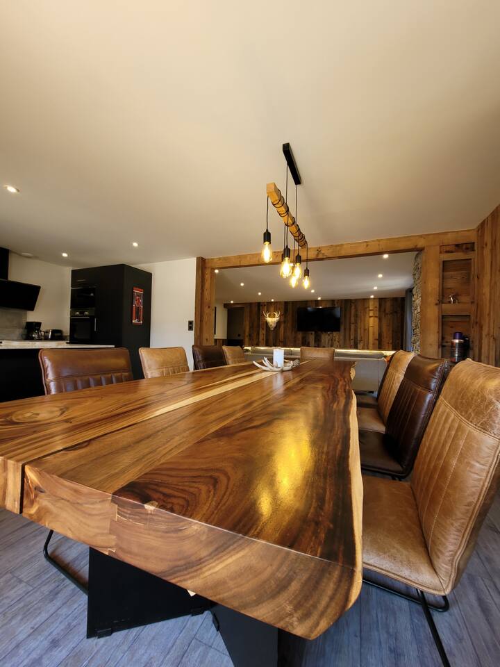 Julianna : Appartement "Mario" Avec Piscine - Morzine
