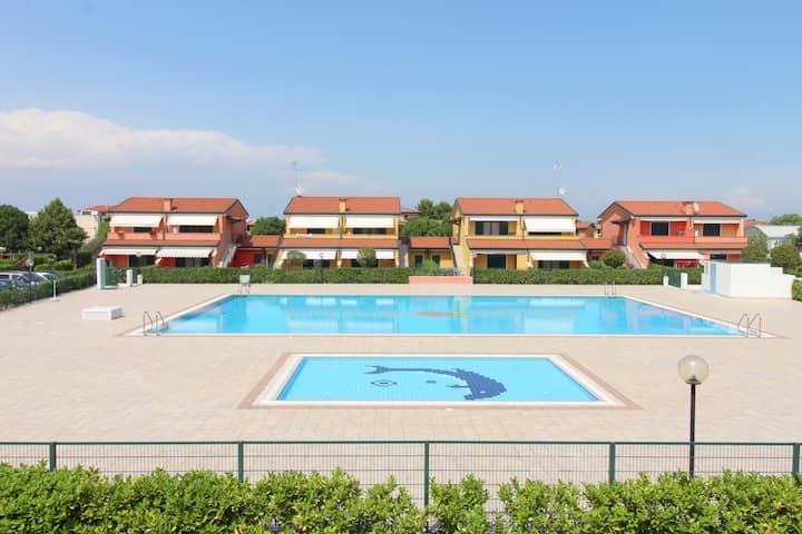 Hotel Apartment Bilocale O4 Piano T Fronte Piscine - Eraclea Mare