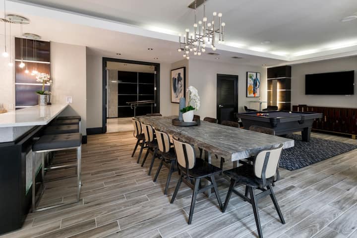 Time To Relax | Location | Old Town | 2 Bedrooms - Alexandria, VA