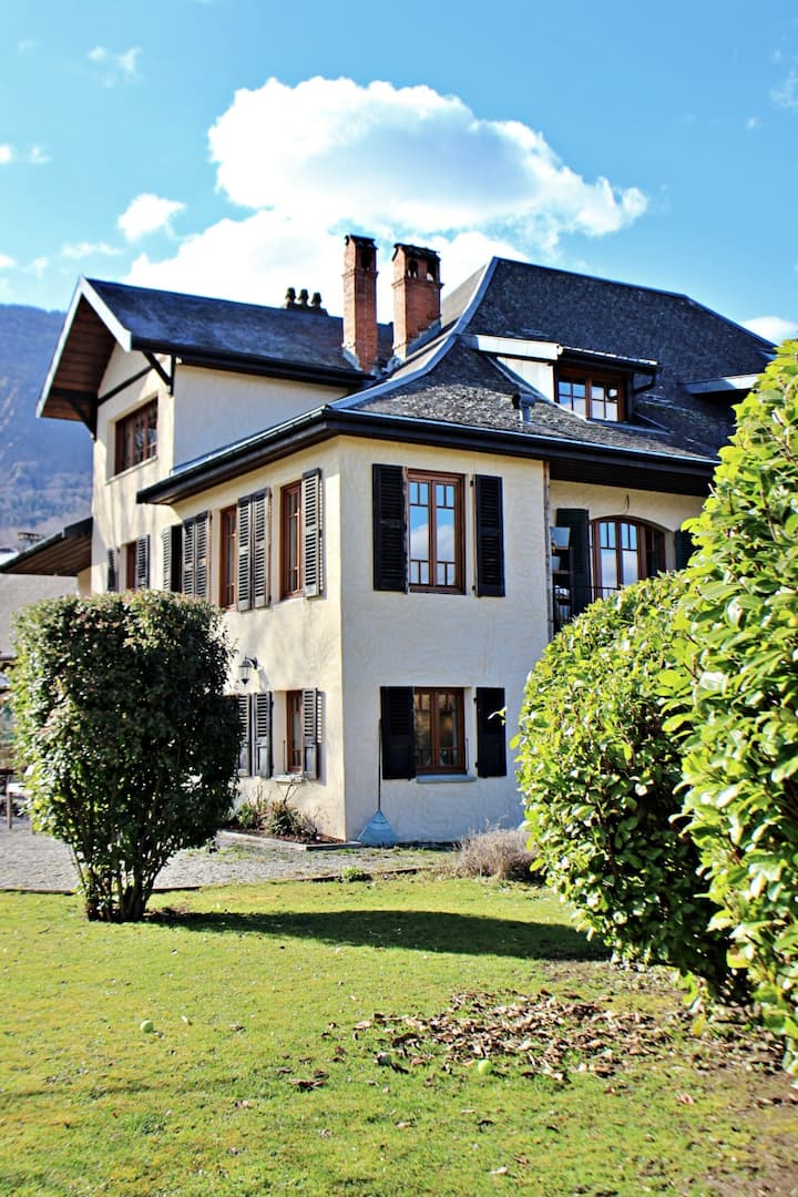 La Banche, Bâtisse En Pierres Du 14e, Parc 3000 M2 - Lake Annecy