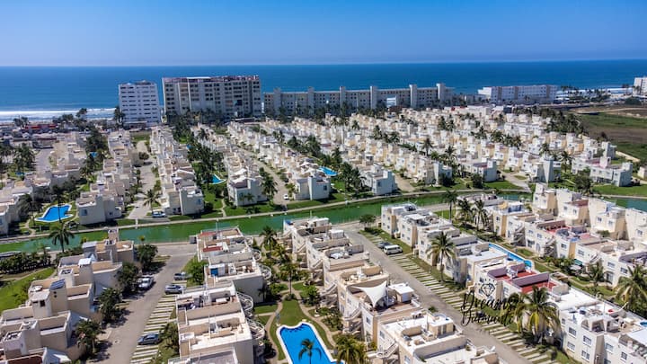 Acapulco Diamante Frente A La Alberca - Acapulco