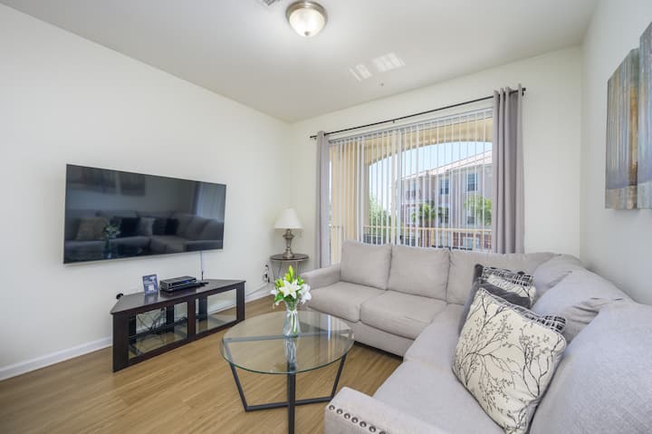 5000-307 - 2 Bed, 2 Bath, Pool And Lakeview - Aquatica Orlando, Kissimmee