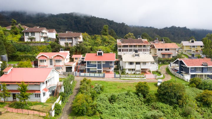 Cloudview Villa 3bhk Near Ooty Doddabetta Peak - Coonoor