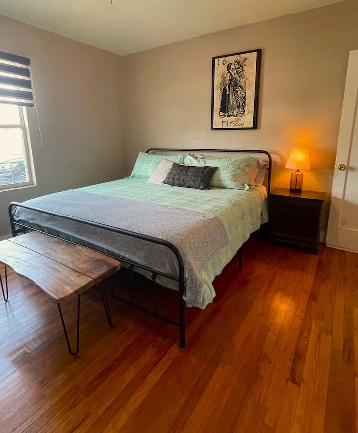 Entire Casa Del Beso With Great Mountain Views -