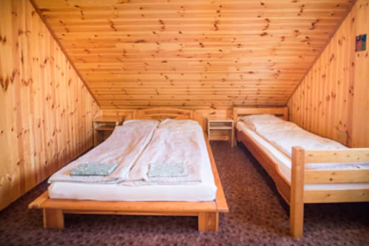 Békésszentandráson Vizparti Medencés Nyaraló Kiadó - Szarvas