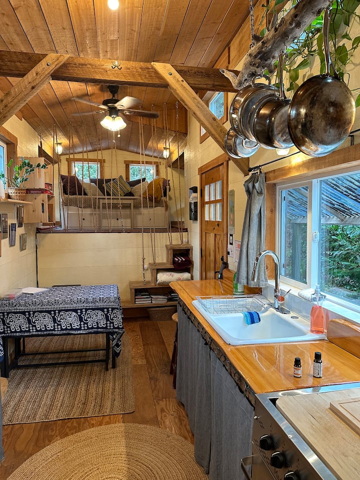 Tiny Home On Mushroom Farm - Gibsons