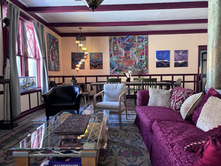 Two Bedroom Rock Star Apartment - Bisbee, AZ