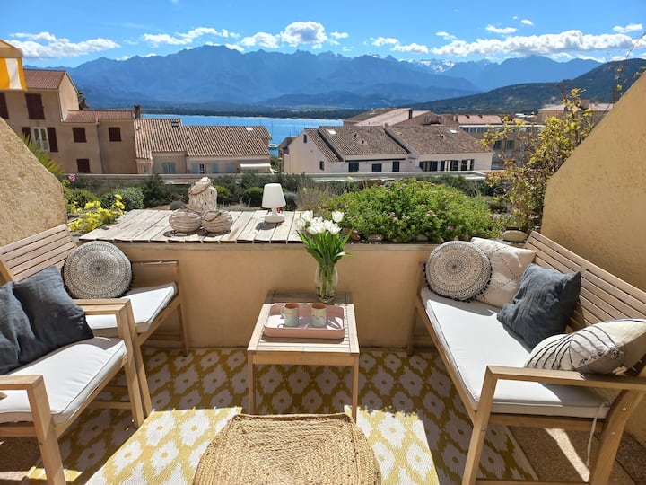 Appart Vue Mer Près Du Port, Avec Grande Terrasse. - Calvi