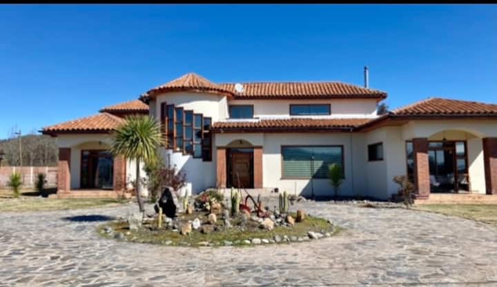 Hermosa Y Cómoda Casa De Campo En Santa Cruz - Santa Cruz