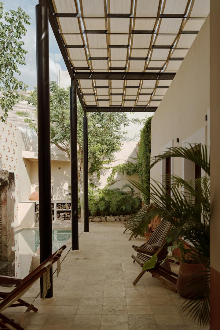 Casa Dolores Superb Location Steps From Paseo Mont - Mérida, México