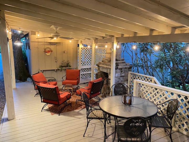 Cozy Cottage With Outdoor Fireplace - Linville, NC