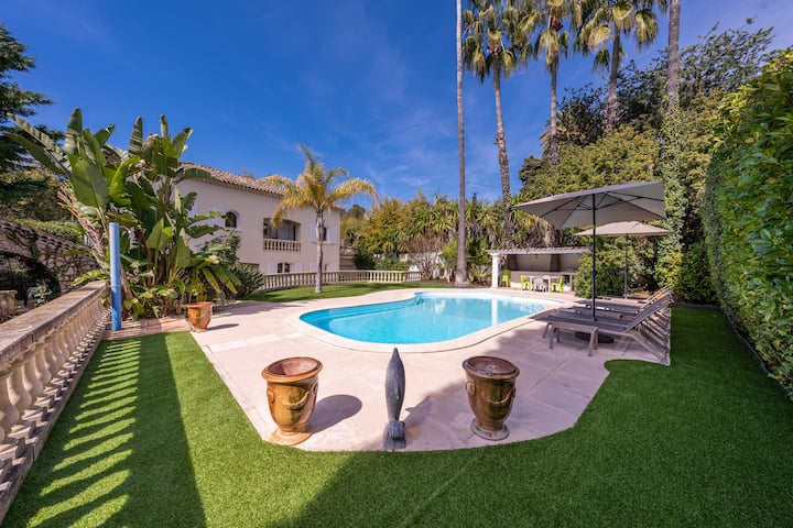 Cannes - Villa à 300 M De La Mer ! 7 Chambres ! - Cannes