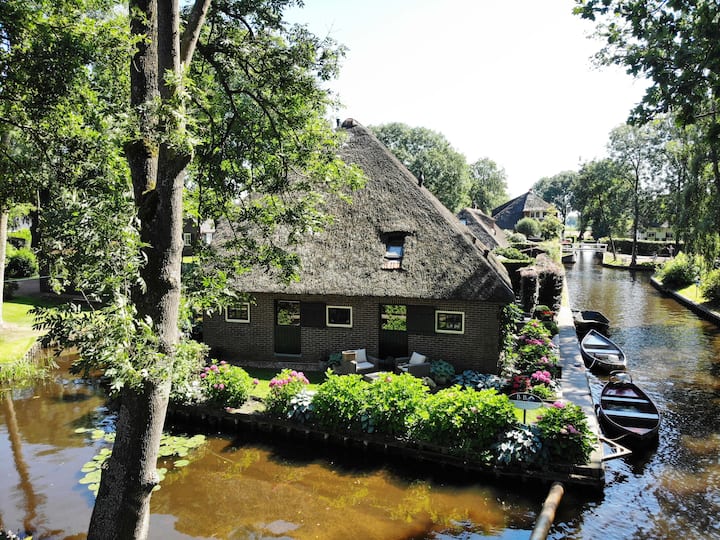 Plompeblad Guesthouse Giethoorn - Giethoorn