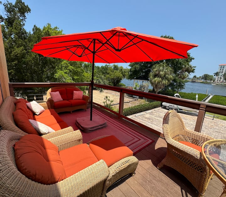 Waterfront Suite! Central Location! - ブレーデントン, FL