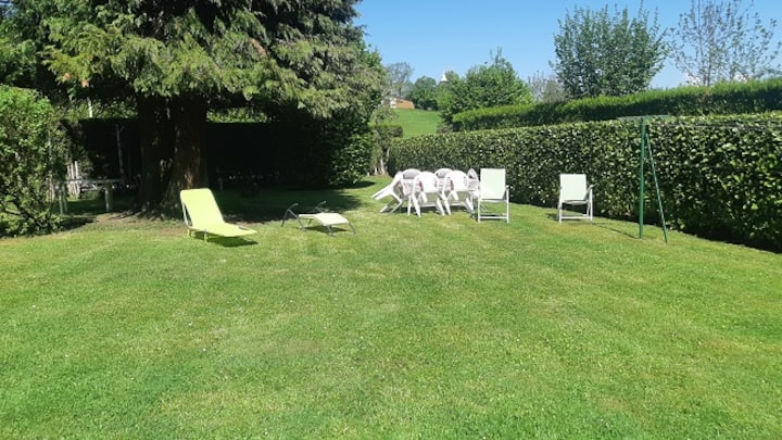 Entre Lacs Et Montagne Dans Maison Pelouse Parking - Rumilly