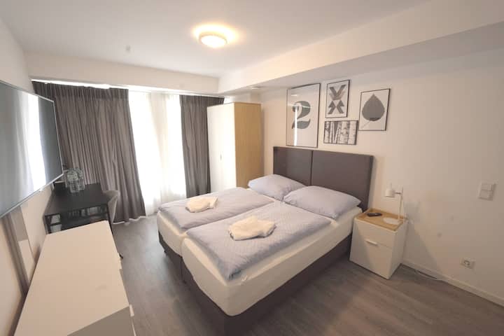 Marvelous Apartment In The Middle Of The Center - Neuss