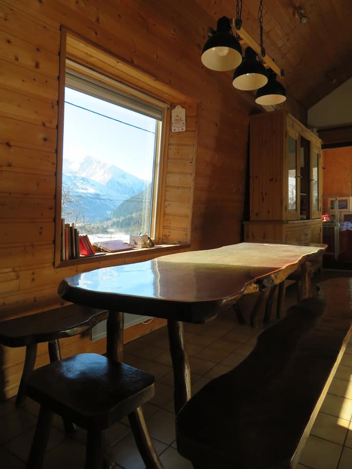 Grand Gîte Face Aux Montagnes, Terrasse - 6 Pers - Isère
