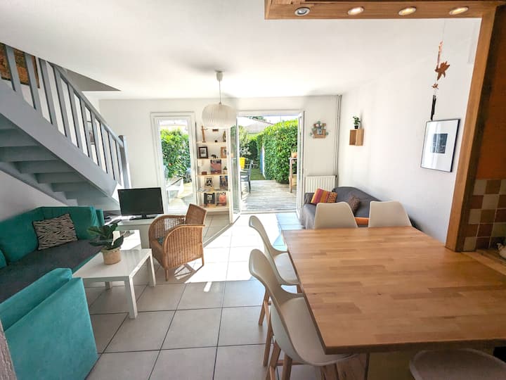 Maison Deux Chambres Avec Jardin Et Piscine - La Teste-de-Buch