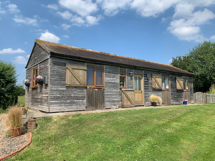 Stables-pretty, Detached, Rural/vineyards/coast - Kent