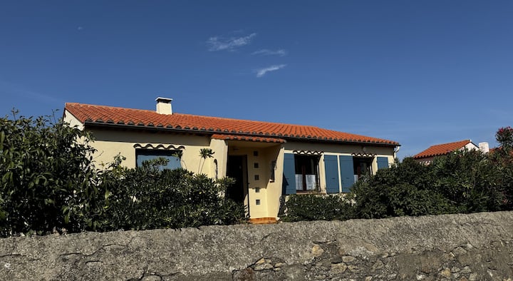 Détente Au Soleil - Sorède