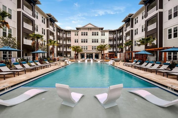Luxury Furnished 2 Bedroom 2 Bath Apartment W/wifi - St. Augustine, FL