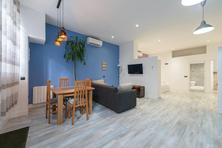 Cozy Apartment 3 Minutes Away From Line 5 - Aéroport Adolfo-Suárez de Madrid-Barajas (MAD)