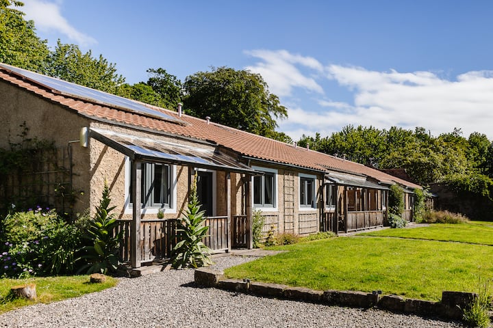 Comfy 1 Bed Cottage Near Fife Coast With Gardens - Pittenweem