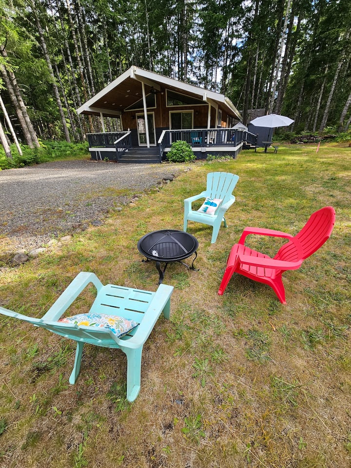 Quiet Hidden Gem In Lake Cushman - Hoodsport, WA