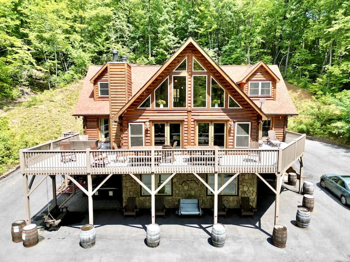 6/6.5 #1 Prvt. Lux. 5 Ensuite|6bk Beds|gated|2 Fp - Black Mountain, NC