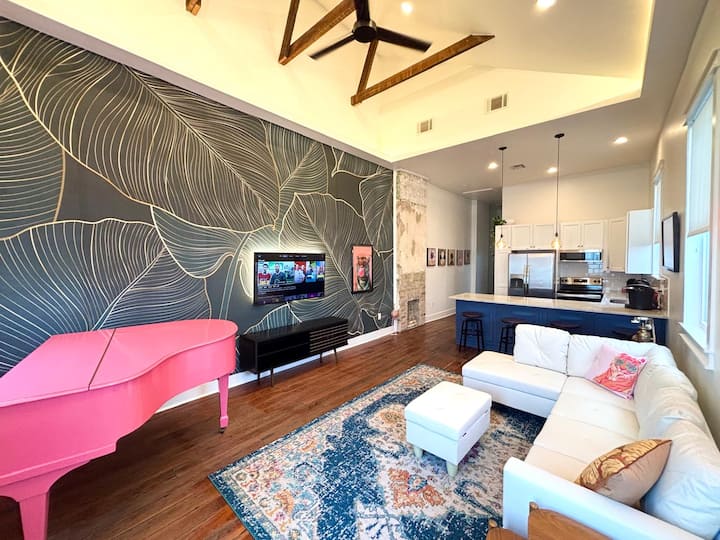 Stylish Nola Home! Best Location! Center Of City! - New Orleans, LA